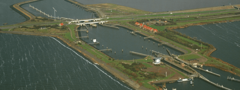 Dutch boat sector to pay toward upgrade of 90-year-old sea lock | News ...