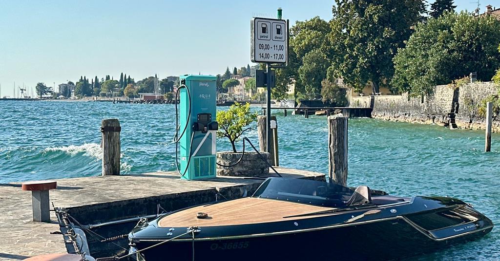 Aqua superPower installs first marine fast charger on Lake Garda | News ...