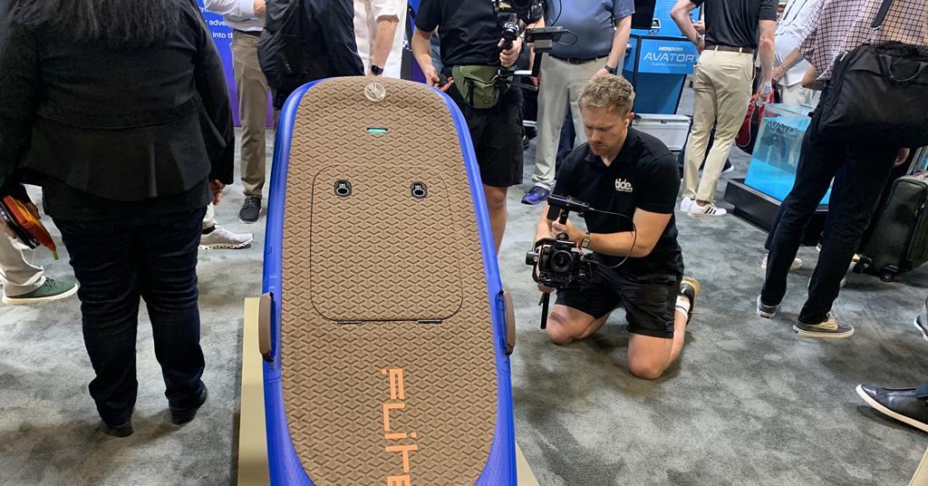 Brunswick unveils more affordable Fliteboards at Miami | Foiling ...