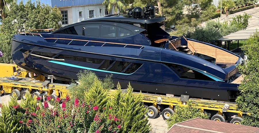 Lazzara Yachts expands LSX series | News | International Boat Industry