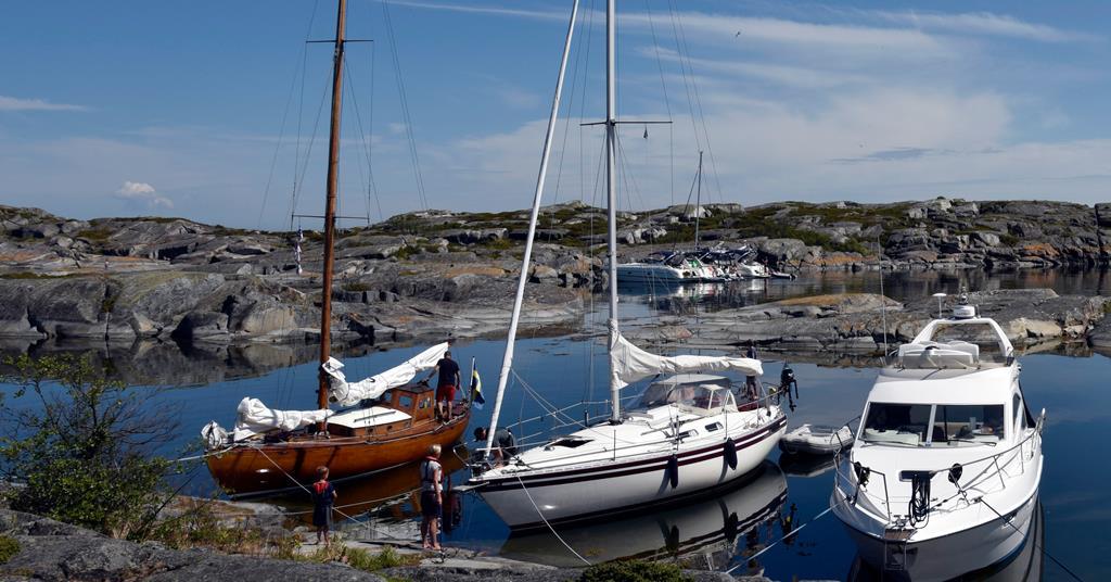 Falling krona gives shot in arm to boost slowing market | Sweden ...