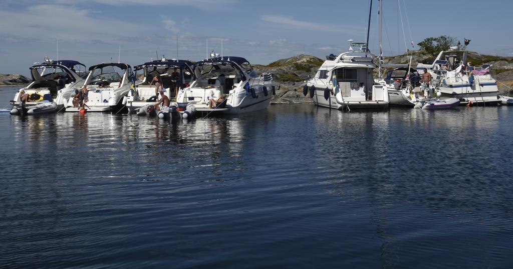 Falling krona gives shot in arm to boost slowing market | Sweden ...