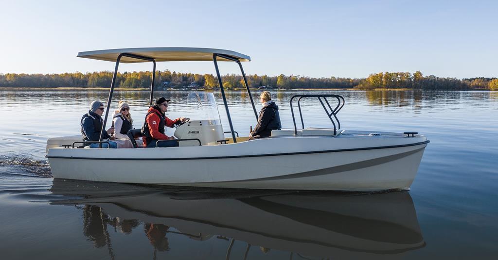 Elvene Boats debuts new solar-electric model | News | International ...