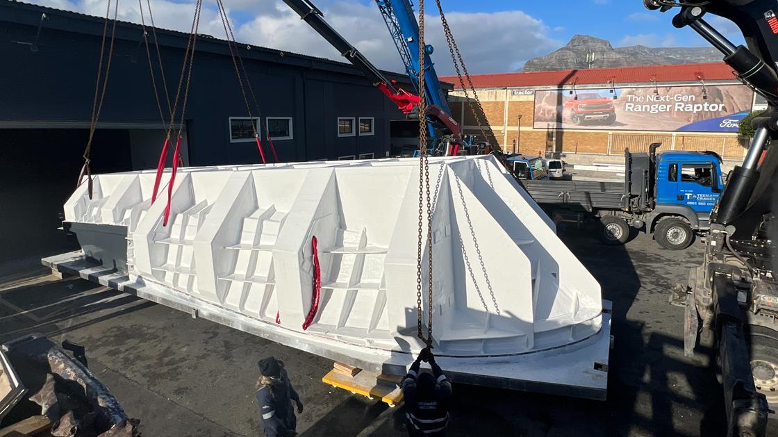 Two Oceans Marine Manufacturing’s new Express Cruiser enters production ...