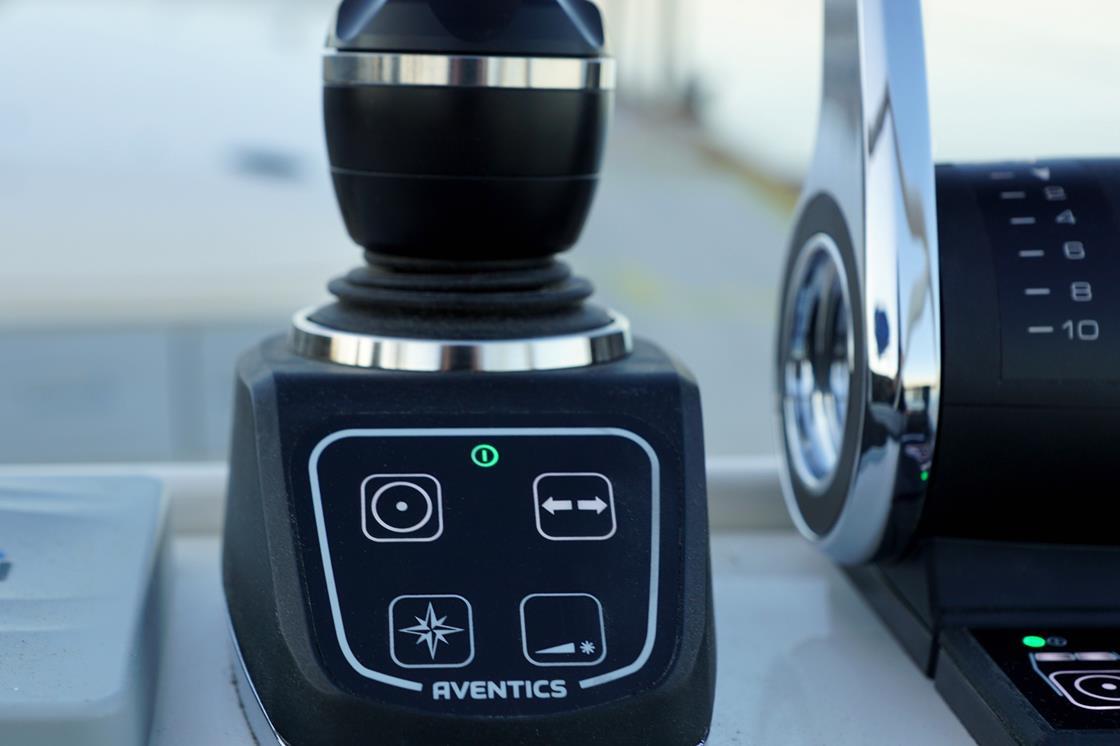 New joystick system simplifies boat manoeuvres | USA | International ...