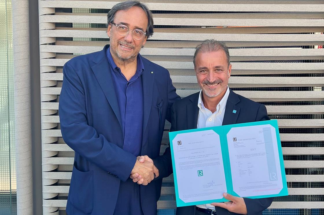 Sanlorenzo fuel cell system receives LR certification | News ...