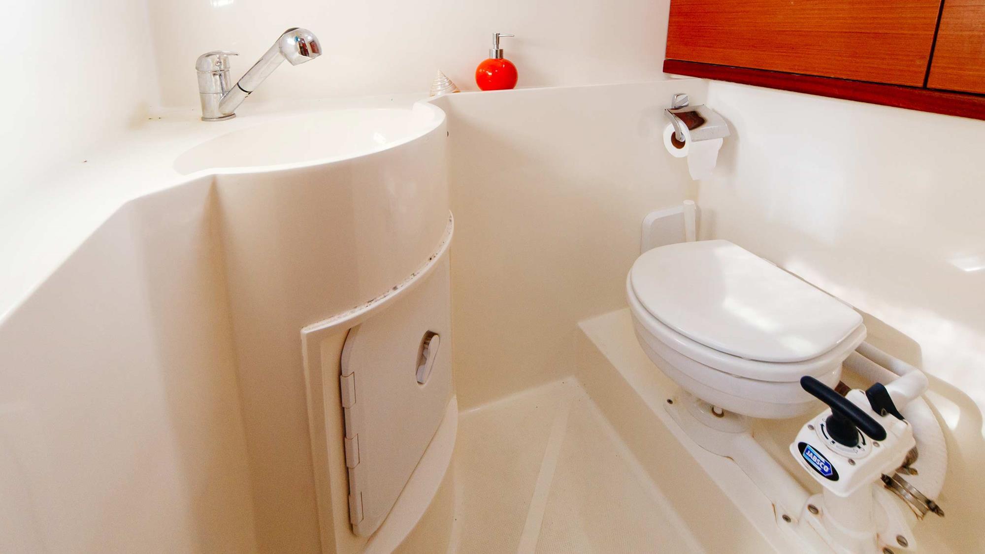 Which marine toilet is right for your boat? | IBI Presents ...